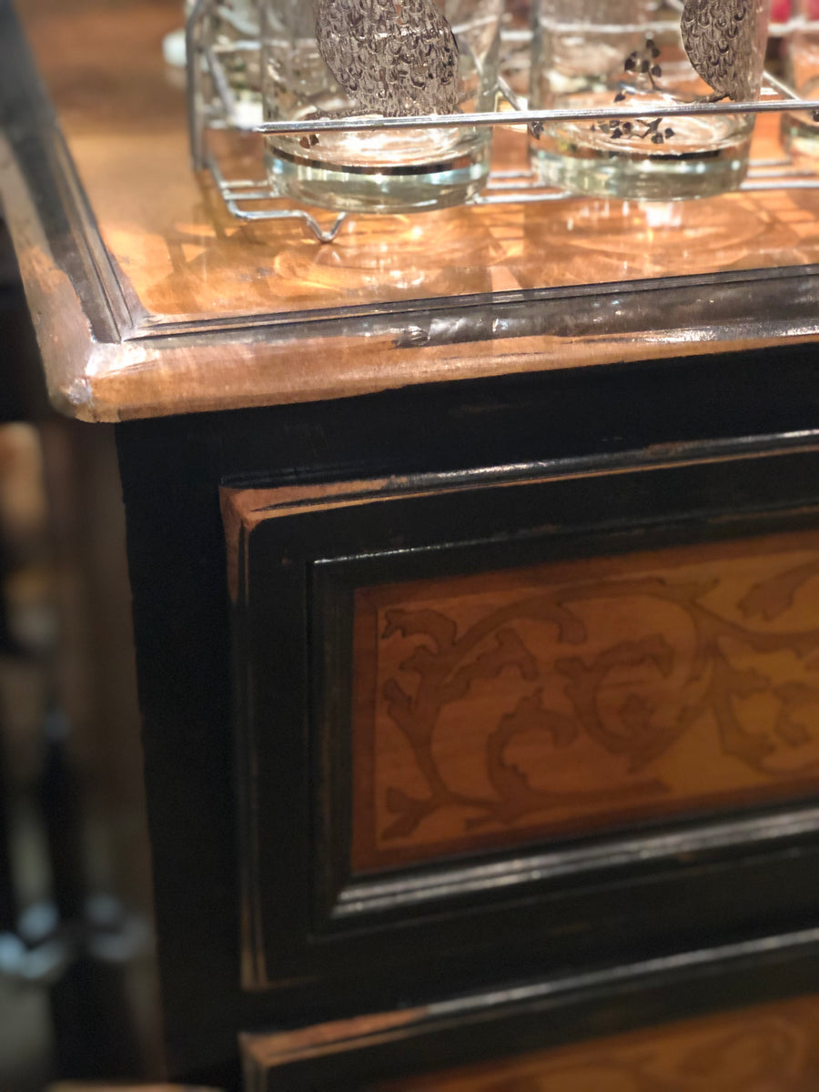 Niermann Weeks Italianate Chest of Drawers – Chartreuse & co
